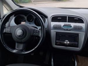 Black SEAT Altea 2008 in Riga, with an engine capacity of 2.00 L and mileage of 228 thousand km for 2490 €, photo 7 on AUTOMOTO.COM.LV