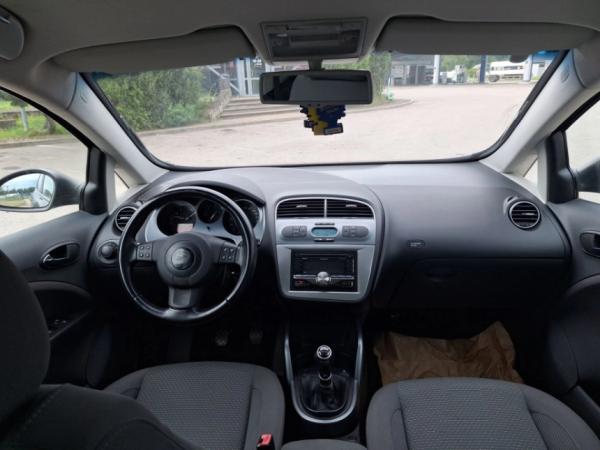 Black SEAT Altea 2008 in Riga, with an engine capacity of 2.00 L and mileage of 228 thousand km for 2490 €, photo 8 on AUTOMOTO.COM.LV