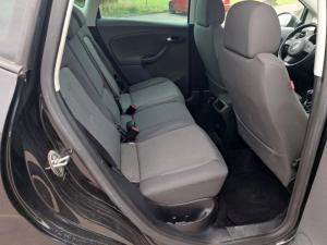 Black SEAT Altea 2008 in Riga, with an engine capacity of 2.00 L and mileage of 228 thousand km for 2490 €, photo 16 on AUTOMOTO.COM.LV