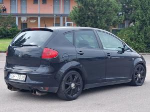 Black SEAT Altea 2008 in Riga, with an engine capacity of 2.00 L and mileage of 228 thousand km for 2490 €, photo 31 on AUTOMOTO.COM.LV