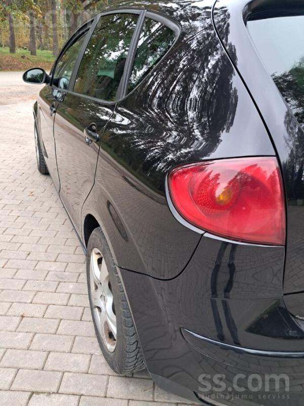 Black SEAT Altea 2008 in Saldus, with an engine capacity of 1.90 L and mileage of 300 thousand km for 1900 €, photo 5 on AUTOMOTO.COM.LV