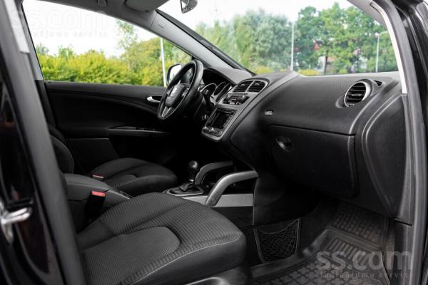 Melns SEAT Altea 2009 Jelgava, ar dzinēja tilpumu 1.90 L un nobraukumu 314 tūkst. km par 4000 €, foto 8 vietnē AUTOMOTO.COM.LV