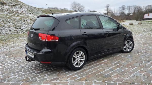 Melns SEAT Altea 2010 Rēzekne, ar dzinēja tilpumu 2.00 L un nobraukumu 269 tūkst. km par 4800 €, foto 3 vietnē AUTOMOTO.COM.LV