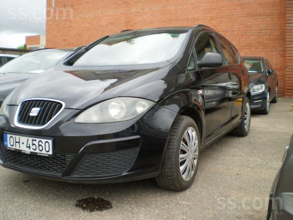 Melns SEAT Altea 2010 Daugavpils, ar dzinēja tilpumu 1.90 L un nobraukumu 320 tūkst. km par 1850 €, foto 2 vietnē AUTOMOTO.COM.LV