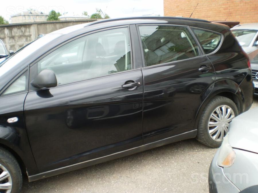 Melns SEAT Altea 2010 Daugavpils, ar dzinēja tilpumu 1.90 L un nobraukumu 320 tūkst. km par 1850 €, foto 5 vietnē AUTOMOTO.COM.LV