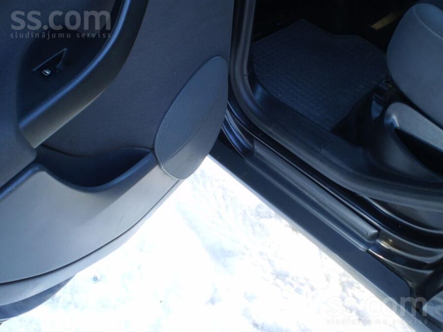 Melns SEAT Altea 2010 Daugavpils, ar dzinēja tilpumu 1.90 L un nobraukumu 320 tūkst. km par 1850 €, foto 15 vietnē AUTOMOTO.COM.LV