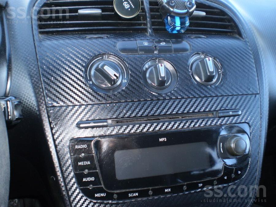 Melns SEAT Altea 2010 Daugavpils, ar dzinēja tilpumu 1.90 L un nobraukumu 320 tūkst. km par 1850 €, foto 23 vietnē AUTOMOTO.COM.LV
