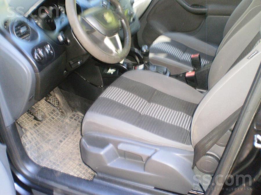 Melns SEAT Altea 2010 Daugavpils, ar dzinēja tilpumu 1.90 L un nobraukumu 320 tūkst. km par 1750 €, foto 12 vietnē AUTOMOTO.COM.LV