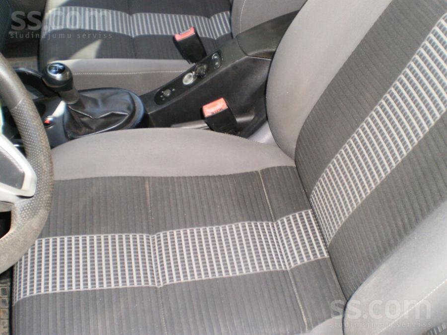 Melns SEAT Altea 2010 Daugavpils, ar dzinēja tilpumu 1.90 L un nobraukumu 320 tūkst. km par 1750 €, foto 13 vietnē AUTOMOTO.COM.LV