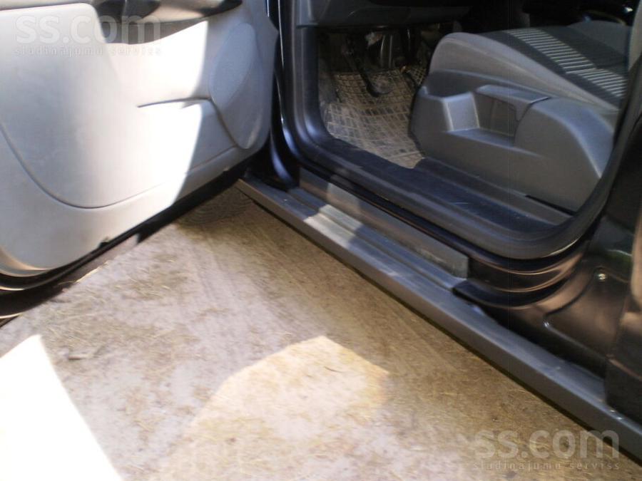 Melns SEAT Altea 2010 Daugavpils, ar dzinēja tilpumu 1.90 L un nobraukumu 320 tūkst. km par 1750 €, foto 14 vietnē AUTOMOTO.COM.LV