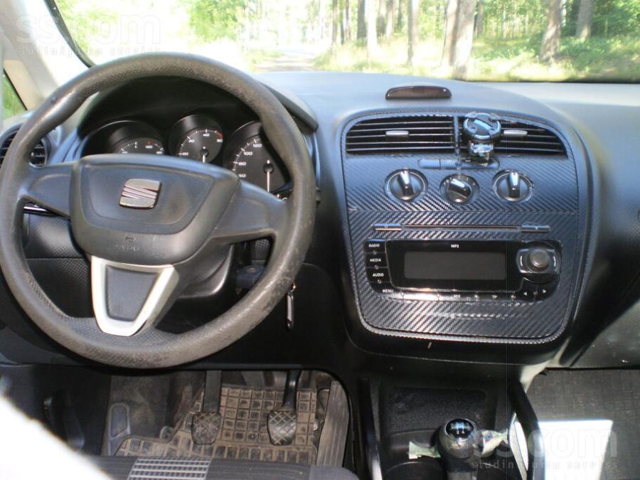 Melns SEAT Altea 2010 Daugavpils, ar dzinēja tilpumu 1.90 L un nobraukumu 320 tūkst. km par 1750 €, foto 24 vietnē AUTOMOTO.COM.LV