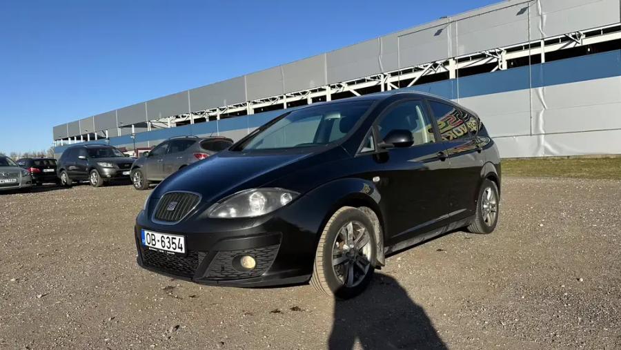 Melns SEAT Altea 2010 Daugavpils, ar dzinēja tilpumu 1.90 L un nobraukumu 277 tūkst. km par 3950 €, foto 1 vietnē AUTOMOTO.COM.LV