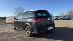 Melns SEAT Altea 2010 Daugavpils, ar dzinēja tilpumu 1.90 L un nobraukumu 277 tūkst. km par 3950 €, foto 4 vietnē AUTOMOTO.COM.LV