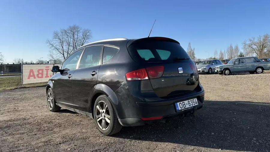 Melns SEAT Altea 2010 Daugavpils, ar dzinēja tilpumu 1.90 L un nobraukumu 277 tūkst. km par 3950 €, foto 4 vietnē AUTOMOTO.COM.LV