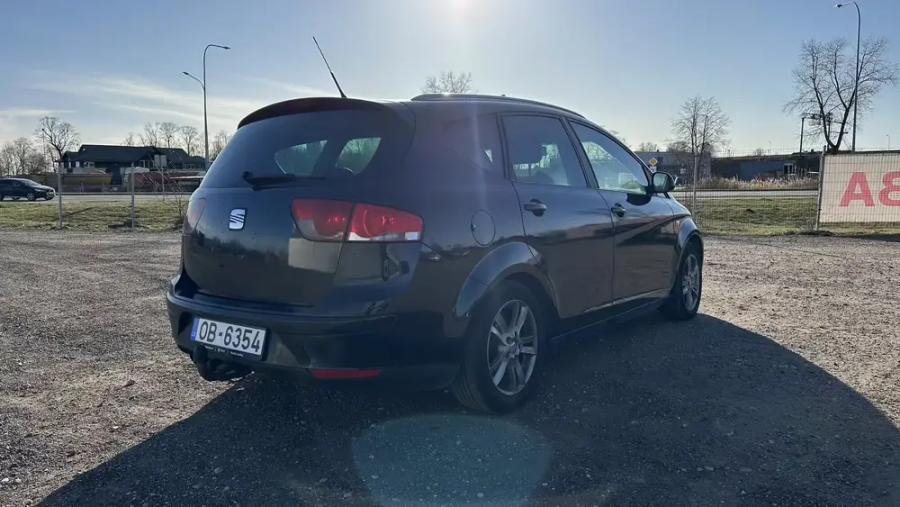 Melns SEAT Altea 2010 Daugavpils, ar dzinēja tilpumu 1.90 L un nobraukumu 277 tūkst. km par 3950 €, foto 6 vietnē AUTOMOTO.COM.LV