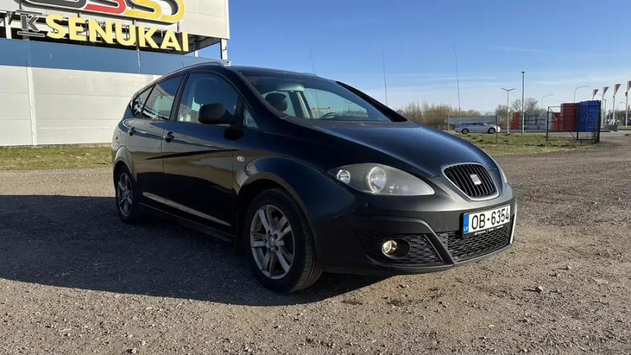 Melns SEAT Altea 2010 Daugavpils, ar dzinēja tilpumu 1.90 L un nobraukumu 277 tūkst. km par 3950 €, foto 8 vietnē AUTOMOTO.COM.LV