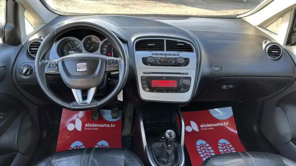 Black SEAT Altea 2010 in Daugavpils, with an engine capacity of 1.90 L and mileage of 277 thousand km for 3950 €, photo 9 on AUTOMOTO.COM.LV