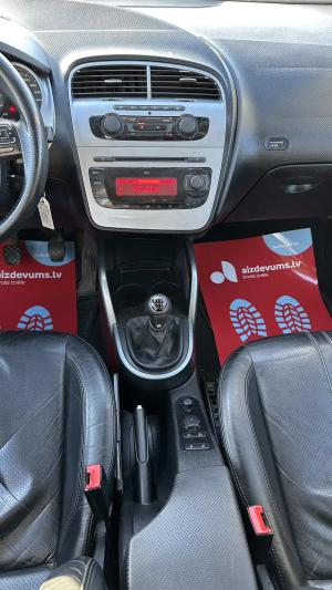 Melns SEAT Altea 2010 Daugavpils, ar dzinēja tilpumu 1.90 L un nobraukumu 277 tūkst. km par 3950 €, foto 11 vietnē AUTOMOTO.COM.LV