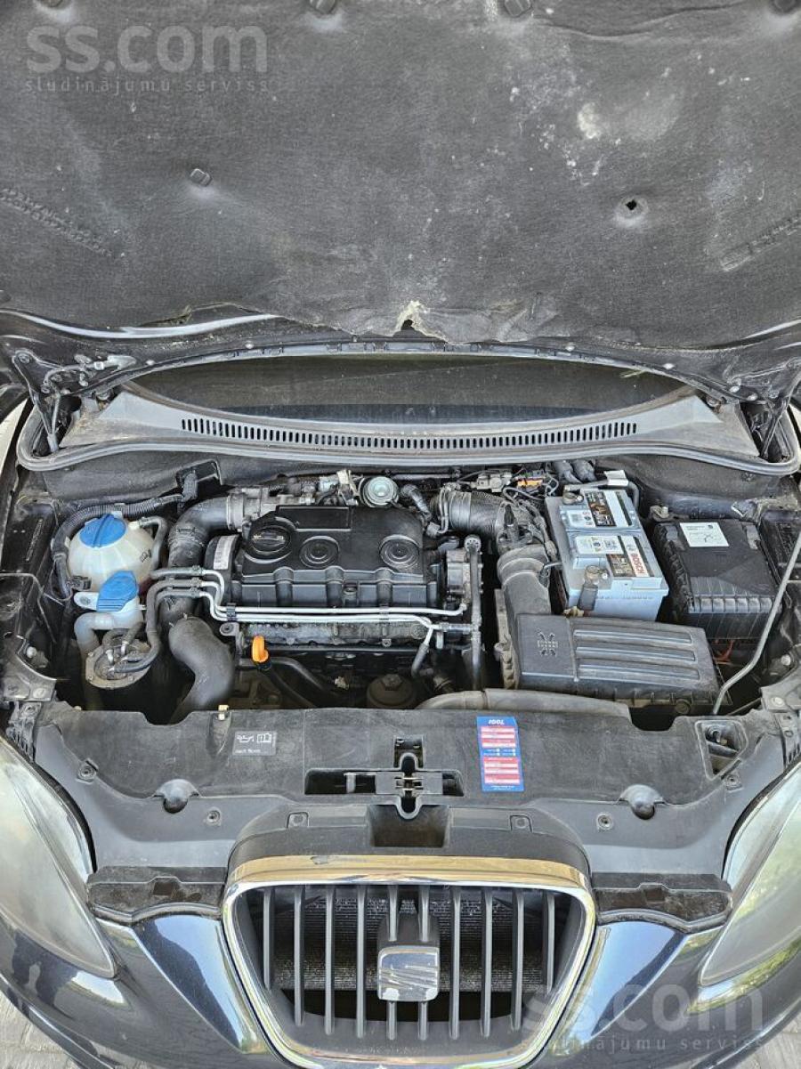 Melns SEAT Altea 2010 Daugavpils, ar dzinēja tilpumu 2.00 L un nobraukumu 250 tūkst. km par 2800 €, foto 12 vietnē AUTOMOTO.COM.LV
