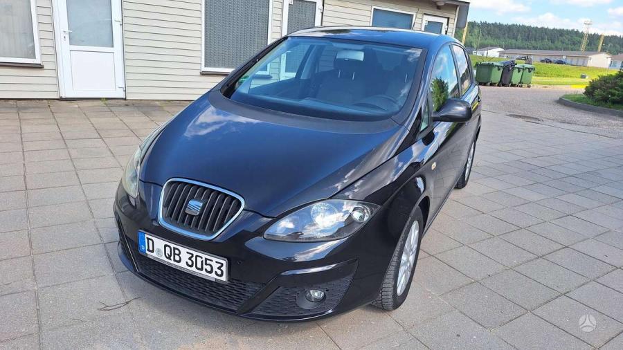 Melns SEAT Altea 2010 Viļņa, ar dzinēja tilpumu 1.90 L un nobraukumu 268 tūkst. km par 3750 €, foto 3 vietnē AUTOMOTO.COM.LV