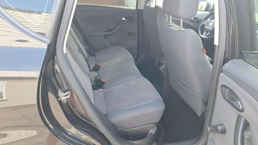 Melns SEAT Altea 2010 Viļņa, ar dzinēja tilpumu 1.90 L un nobraukumu 268 tūkst. km par 3750 €, foto 29 vietnē AUTOMOTO.COM.LV