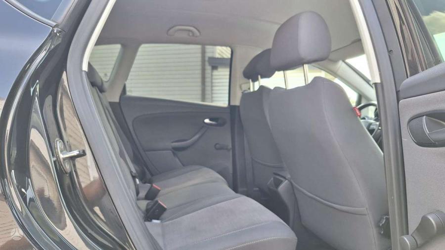 Melns SEAT Altea 2010 Viļņa, ar dzinēja tilpumu 1.90 L un nobraukumu 268 tūkst. km par 3750 €, foto 30 vietnē AUTOMOTO.COM.LV