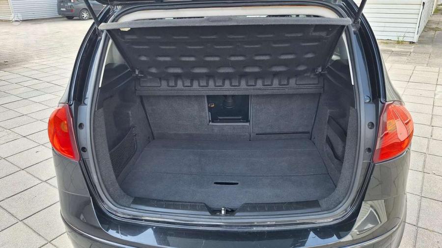 Melns SEAT Altea 2010 Viļņa, ar dzinēja tilpumu 1.90 L un nobraukumu 268 tūkst. km par 3750 €, foto 33 vietnē AUTOMOTO.COM.LV