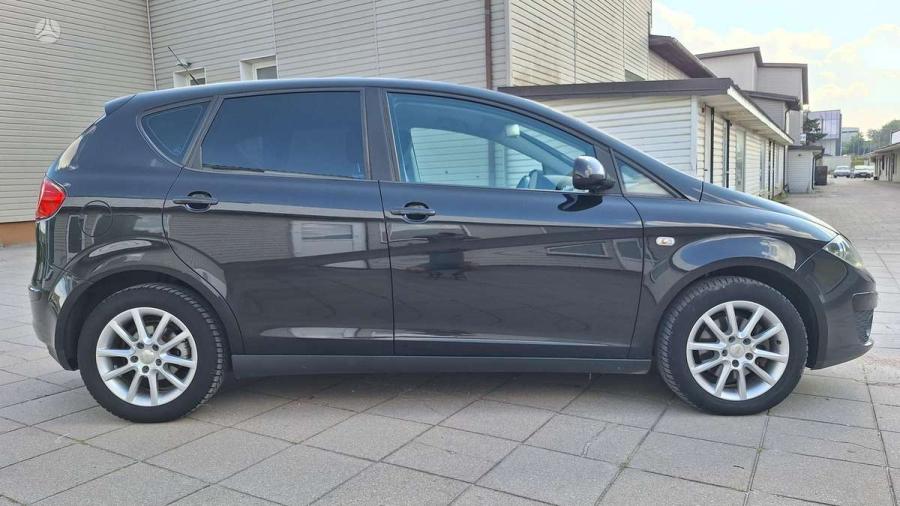 Melns SEAT Altea 2010 Viļņa, ar dzinēja tilpumu 1.90 L un nobraukumu 268 tūkst. km par 3750 €, foto 37 vietnē AUTOMOTO.COM.LV