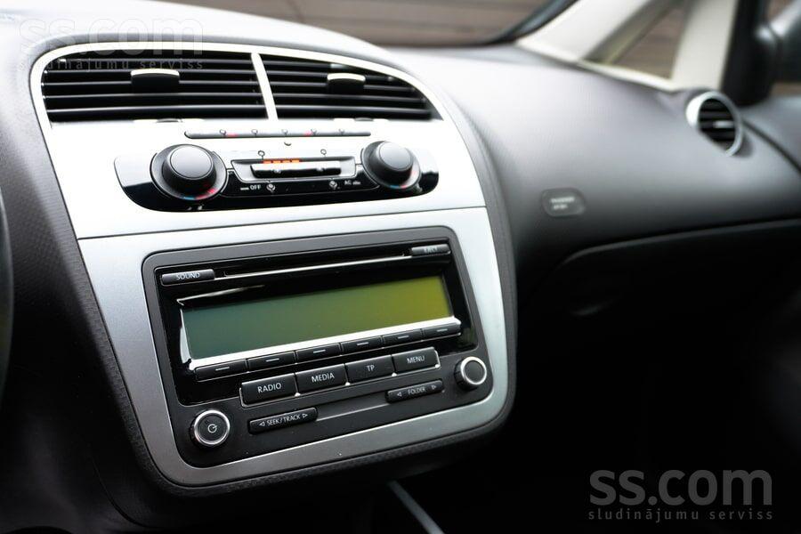Melns SEAT Altea 2011 Rīga, ar dzinēja tilpumu 1.60 L un nobraukumu 266 tūkst. km par 4890 €, foto 7 vietnē AUTOMOTO.COM.LV