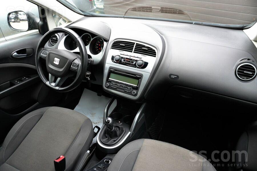 Melns SEAT Altea 2011 Rīga, ar dzinēja tilpumu 1.60 L un nobraukumu 266 tūkst. km par 4890 €, foto 12 vietnē AUTOMOTO.COM.LV
