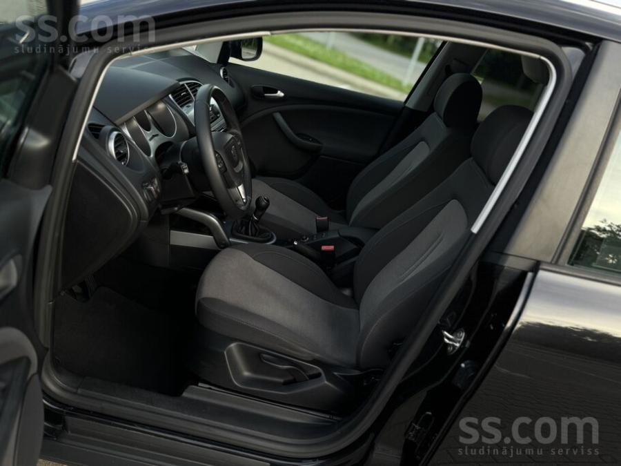 Black SEAT Altea 2011 in Jurmala, with an engine capacity of 1.60 L and mileage of 239 thousand km for 4490 €, photo 12 on AUTOMOTO.COM.LV
