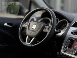 Black SEAT Altea 2011 in Jurmala, with an engine capacity of 1.60 L and mileage of 239 thousand km for 4490 €, photo 16 on AUTOMOTO.COM.LV