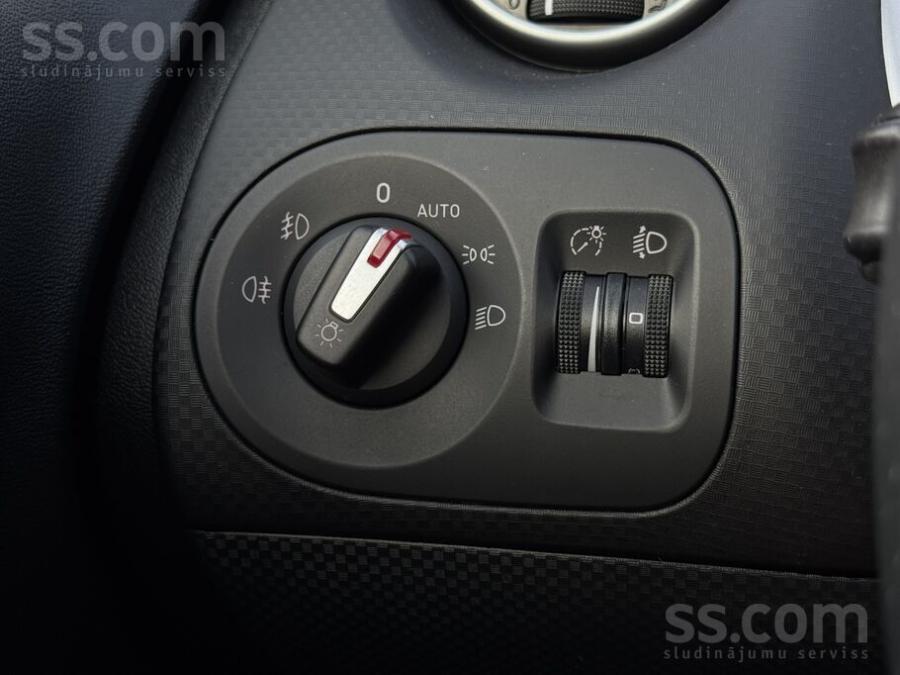 Black SEAT Altea 2011 in Jurmala, with an engine capacity of 1.60 L and mileage of 239 thousand km for 4490 €, photo 22 on AUTOMOTO.COM.LV