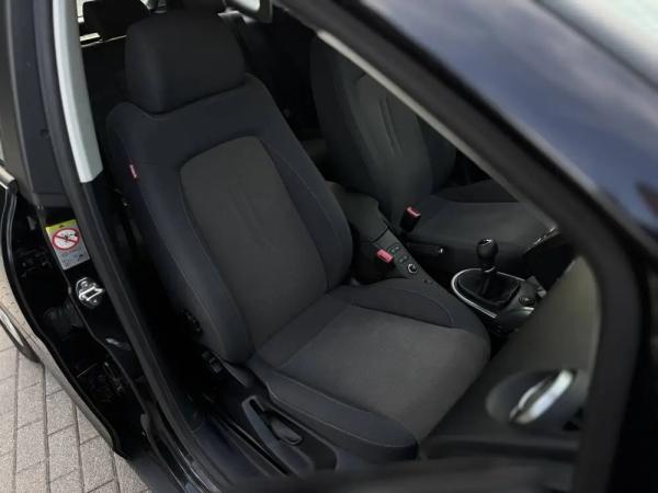 Black SEAT Altea 2011 in Jurmala, with an engine capacity of 1.60 L and mileage of 239 thousand km for 4490 €, photo 8 on AUTOMOTO.COM.LV