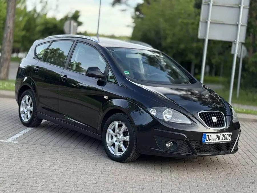 Melns SEAT Altea 2011 Jūrmala, ar dzinēja tilpumu 1.60 L un nobraukumu 239 tūkst. km par 4490 €, foto 4 vietnē AUTOMOTO.COM.LV
