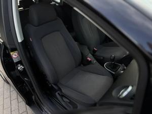 Melns SEAT Altea 2011 Jūrmala, ar dzinēja tilpumu 1.60 L un nobraukumu 239 tūkst. km par 4490 €, foto 9 vietnē AUTOMOTO.COM.LV