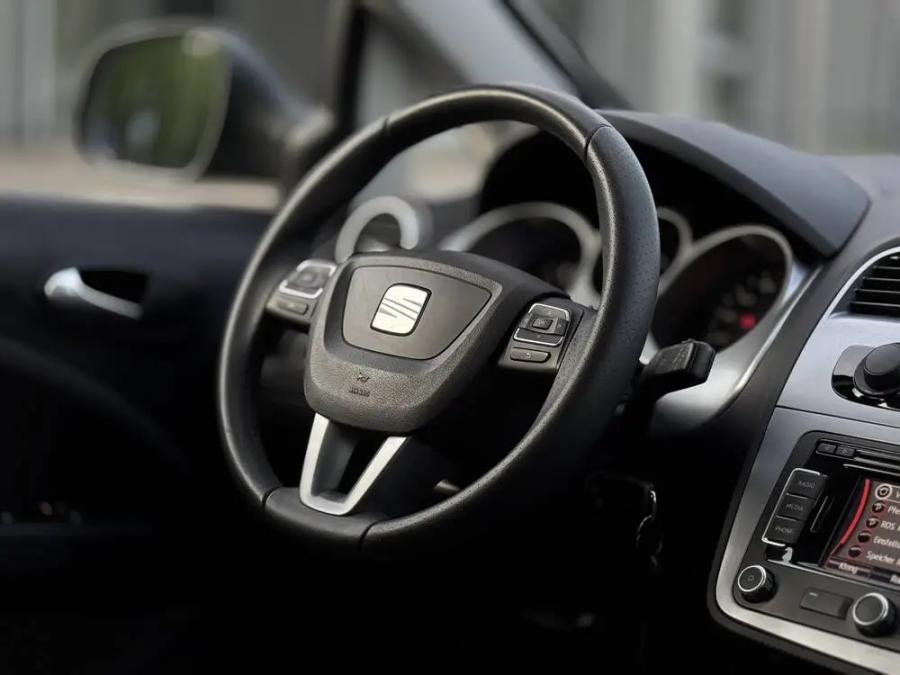Melns SEAT Altea 2011 Jūrmala, ar dzinēja tilpumu 1.60 L un nobraukumu 239 tūkst. km par 4490 €, foto 16 vietnē AUTOMOTO.COM.LV