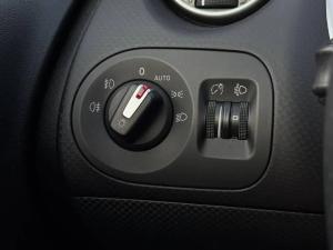 Melns SEAT Altea 2011 Jūrmala, ar dzinēja tilpumu 1.60 L un nobraukumu 239 tūkst. km par 4490 €, foto 22 vietnē AUTOMOTO.COM.LV