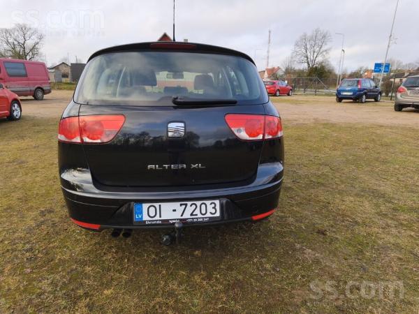 Black SEAT Altea 2012 in Kuldiga, with an engine capacity of 1.40 L and mileage of 197 thousand km for 5300 €, photo 6 on AUTOMOTO.COM.LV