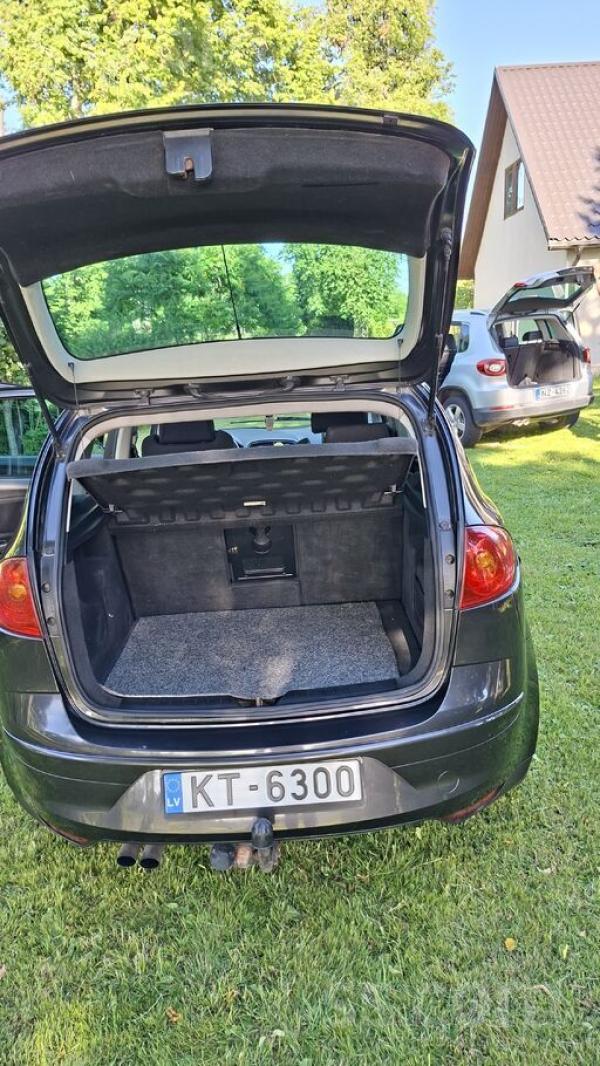 Черный Сеат Алтеа 2004 в Рига, объемом двигателя 2.00 л и пробегом 358 тыс. км за 2200 €, фото 5 на AUTOMOTO.COM.LV