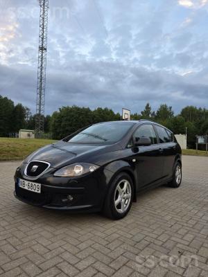 Melns SEAT Altea 2007 Cēsis, ar dzinēja tilpumu 1.90 L un nobraukumu 295 tūkst. km par 1600 €, foto  vietnē AUTOMOTO.COM.LV
