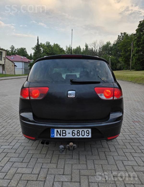 Black SEAT Altea 2007 in Cesis, with an engine capacity of 1.90 L and mileage of 295 thousand km for 1600 €, photo 6 on AUTOMOTO.COM.LV