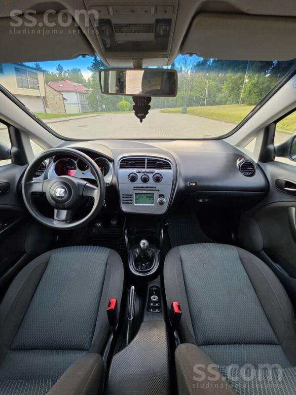 Black SEAT Altea 2007 in Cesis, with an engine capacity of 1.90 L and mileage of 295 thousand km for 1600 €, photo 9 on AUTOMOTO.COM.LV