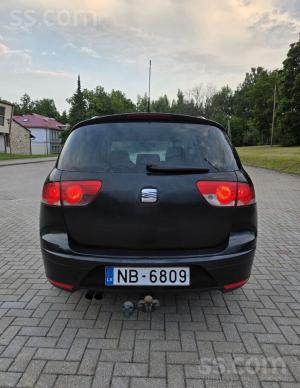 Black SEAT Altea 2007 in Cesis, with an engine capacity of 1.90 L and mileage of 295 thousand km for 1600 €, photo 7 on AUTOMOTO.COM.LV