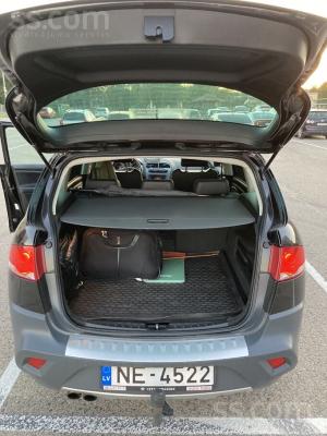 Black SEAT Altea 2009 in Riga, with an engine capacity of 2.00 L and mileage of 315 thousand km for 4900 €, photo 15 on AUTOMOTO.COM.LV