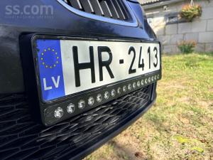 Black SEAT Altea 2011 in Riga, with an engine capacity of 1.60 L and mileage of 293 thousand km for 4500 €, photo 8 on AUTOMOTO.COM.LV
