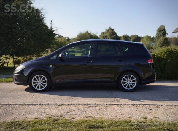Melns SEAT Altea 2012 Jūrmala, ar dzinēja tilpumu 1.60 L un nobraukumu 158 tūkst. km par 4500 €, foto 2 vietnē AUTOMOTO.COM.LV