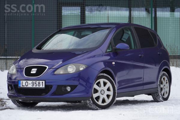 Blue SEAT Altea 2004 in Riga, with an engine capacity of 2.00 L and mileage of 263 thousand km for 1790 €, photo 1 on AUTOMOTO.COM.LV