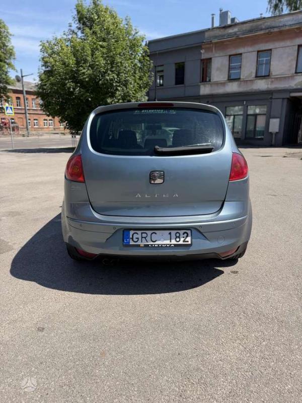 Zils SEAT Altea 2005 Kauņa, ar dzinēja tilpumu 1.97 L un nobraukumu 296 tūkst. km par 1400 €, foto 6 vietnē AUTOMOTO.COM.LV
