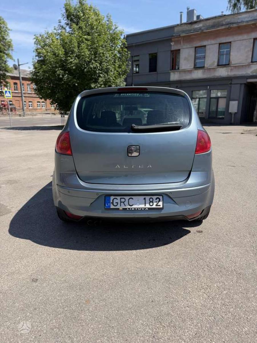 Zils SEAT Altea 2005 Kauņa, ar dzinēja tilpumu 1.97 L un nobraukumu 296 tūkst. km par 1400 €, foto 7 vietnē AUTOMOTO.COM.LV